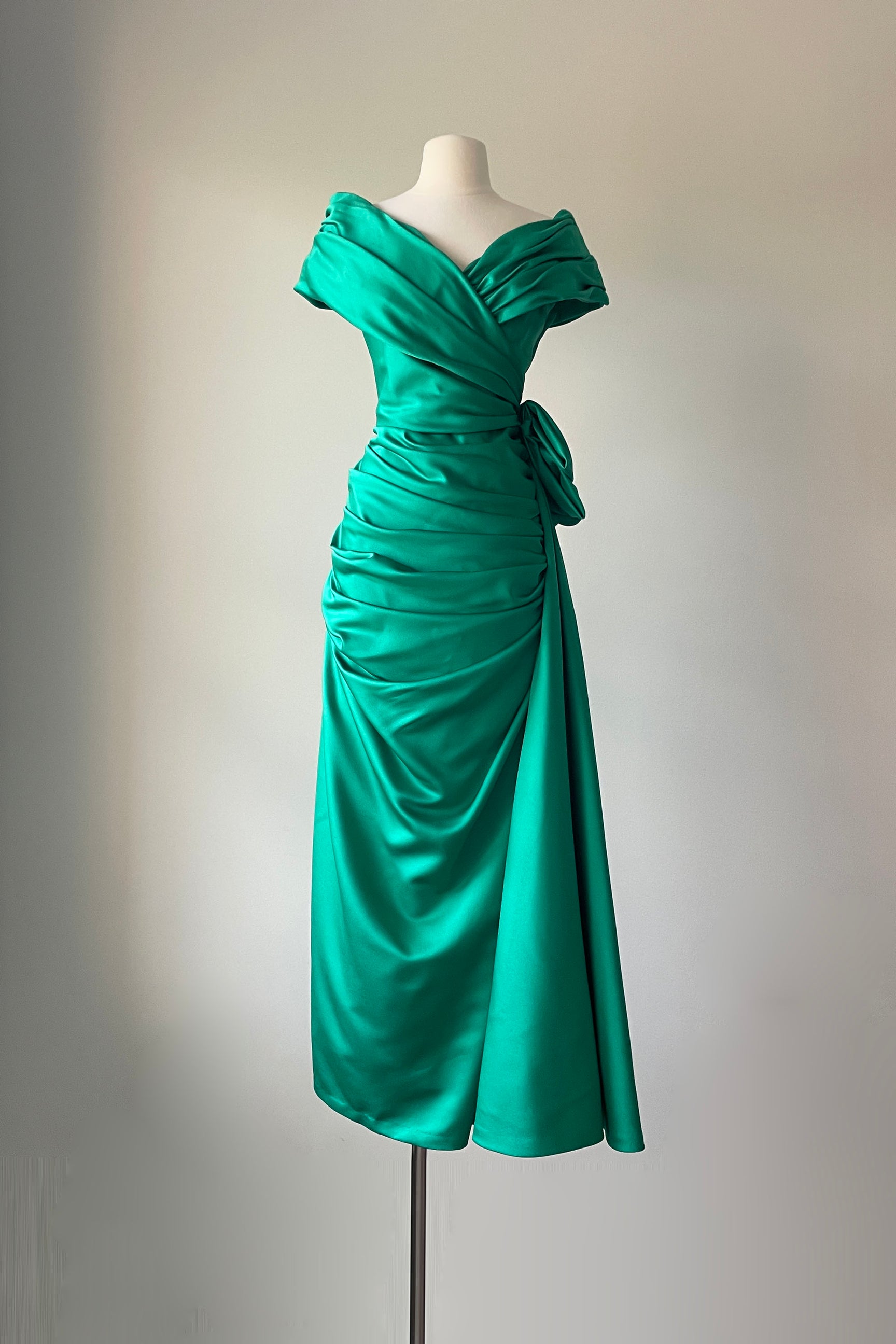 1980s Green Victor Costa Gown | MEDIUM – Mill Street Vintage