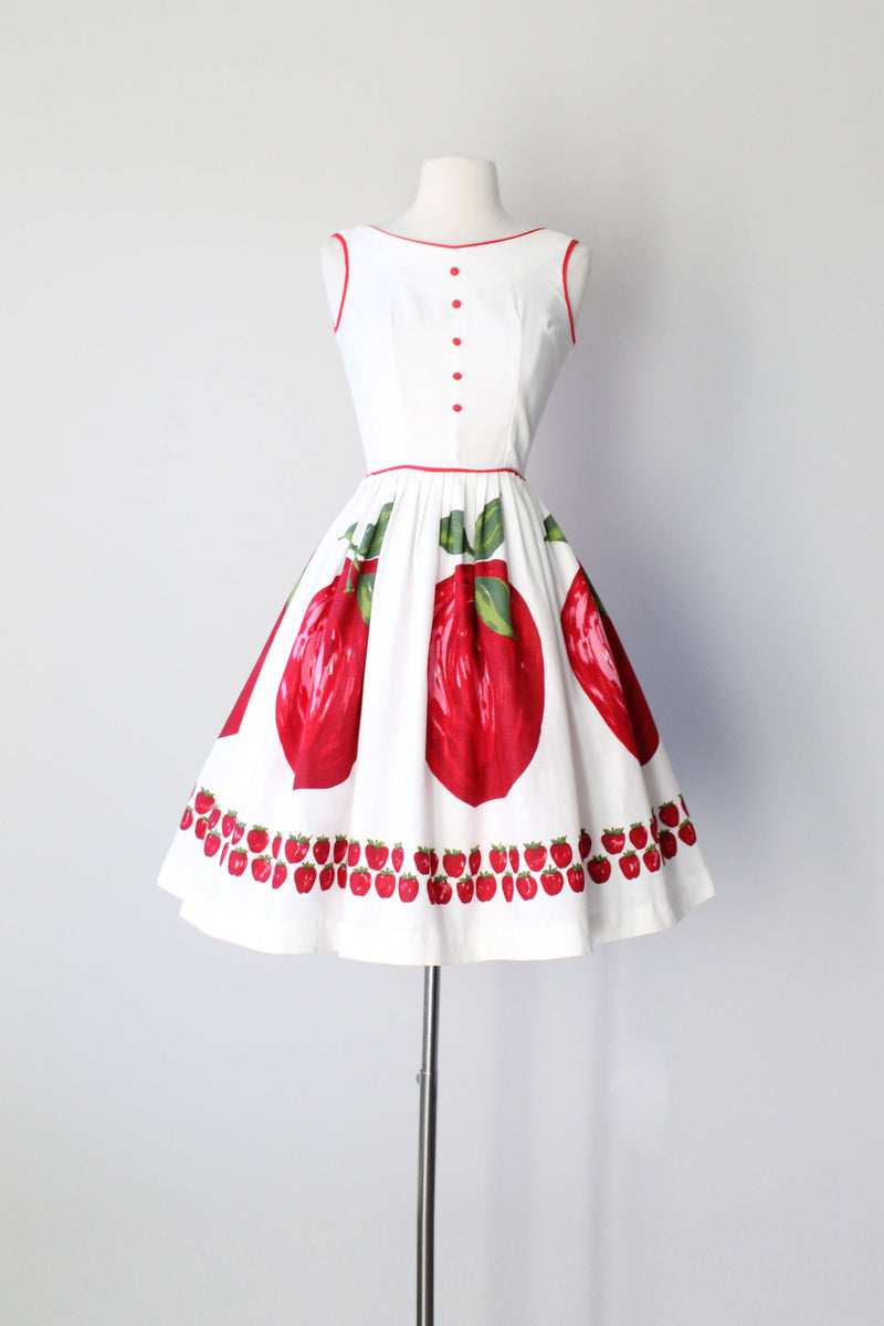 1950s Apple Print Dress | XS – Mill Street Vintage